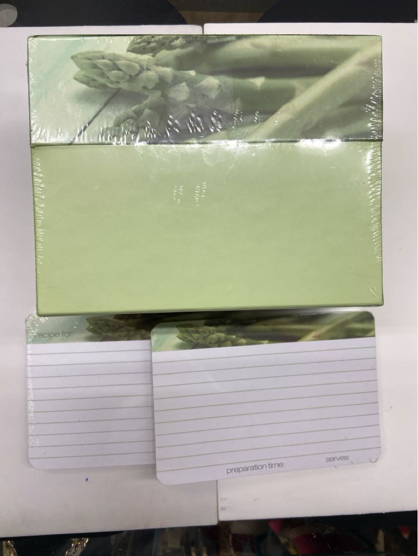 Recipe Box with Card – Off The Rack